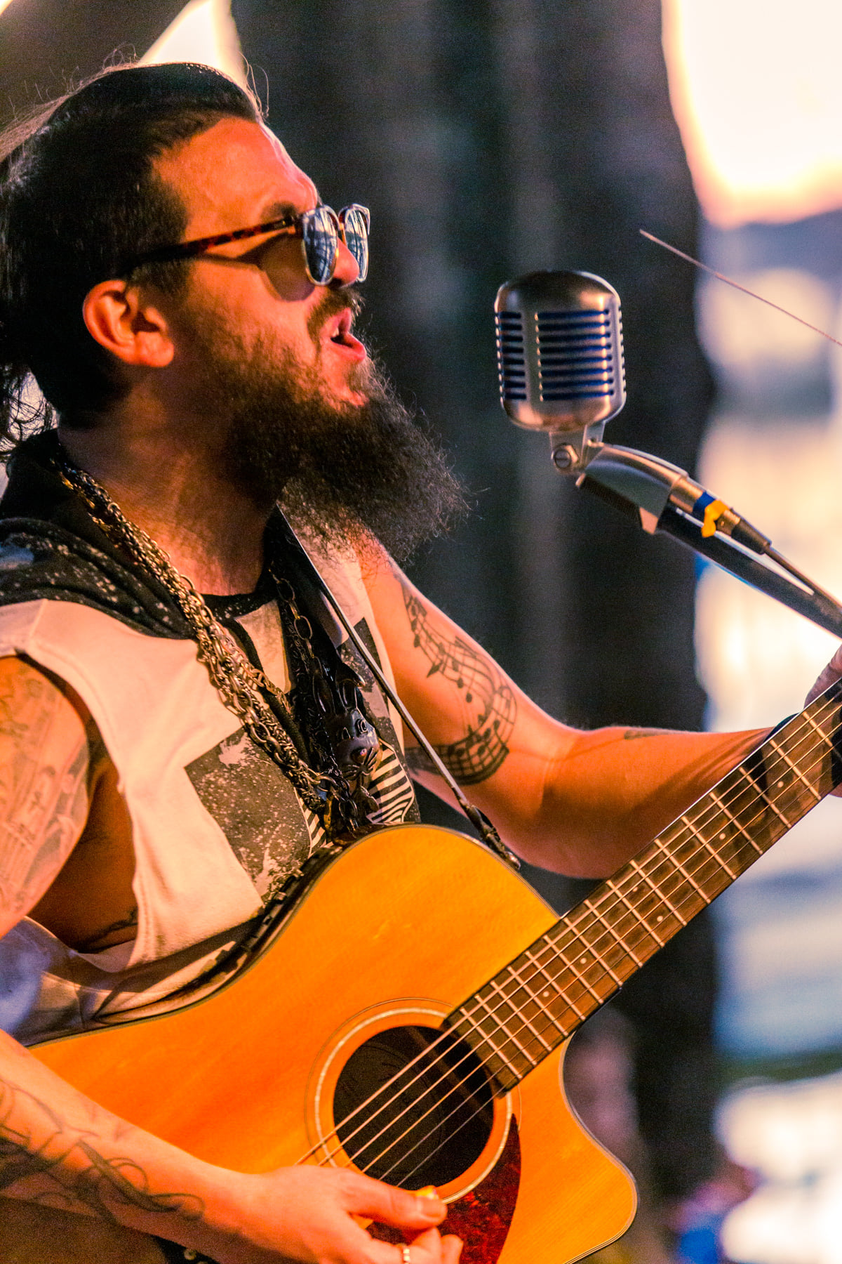 Live Music with Ryan Stroud 2-5pm | The Island Resort